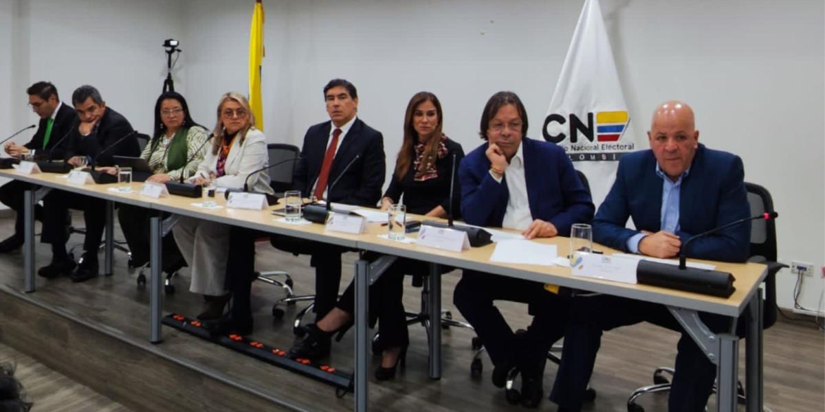 ¿Puede el CNE investigar al Presidente Petro y qué ocurre a tres años ...