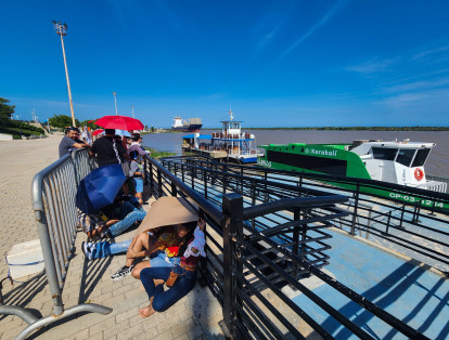 Barranquilla vista desde el Riobus en el Río Magdalena