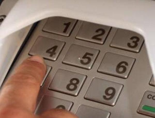 La tecla clave para evitar ser víctima de estafas al retirar dinero de ...