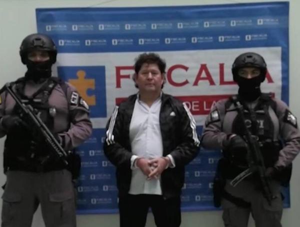 La doble vida del capo invisible británico que se escondía en Medellín ...