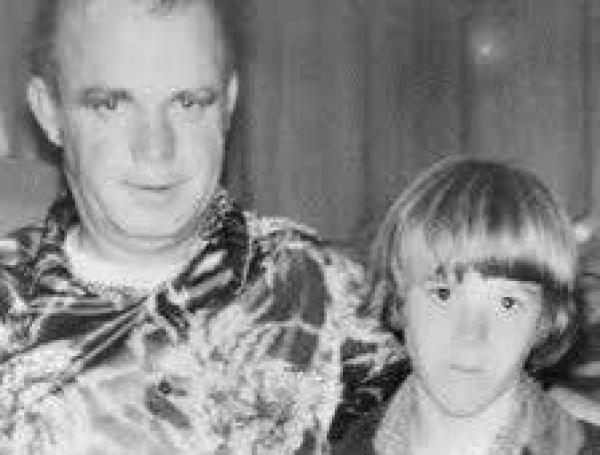 La historia de Steven Stayner, el niño que duró secuestrado siete años y cuyo hermano se volvió ...