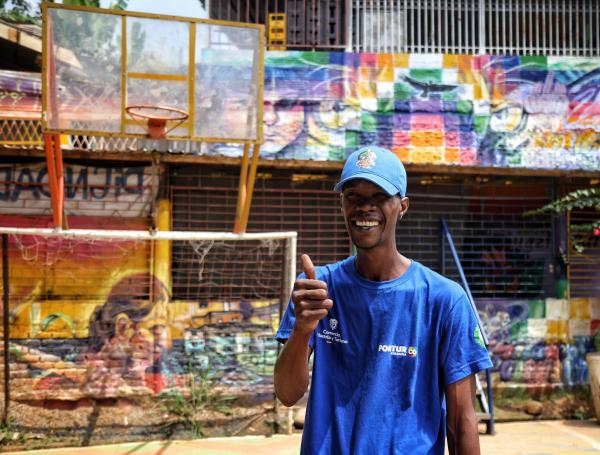 Las fronteras invisibles que quieren borrar en la comuna 20 de Cali con ...