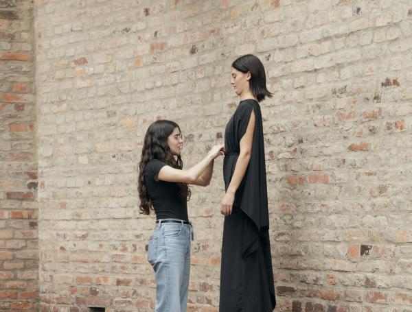 ‘Hilandera’, de Ana Cano, una colección que hace homenaje al drapeado y ...