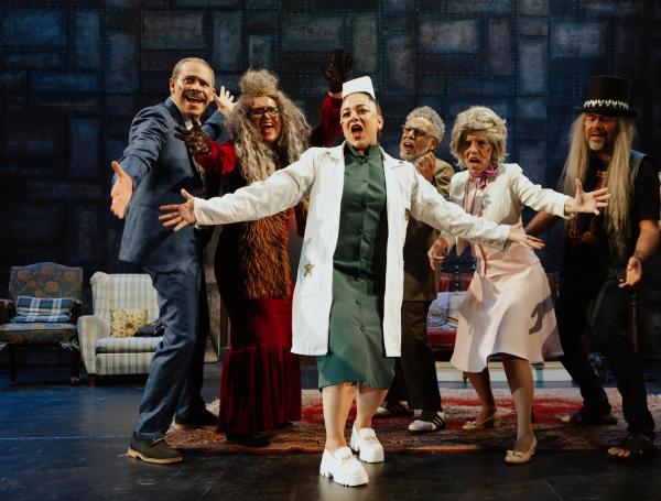 ¿Sin planes? Agéndese para conocer a los ancianos más divertidos en ...