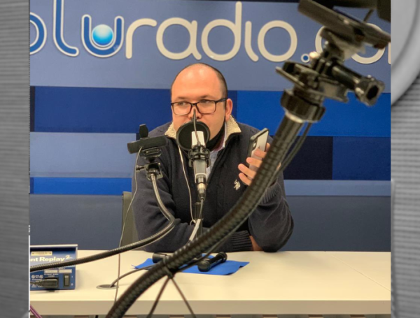 ¿De qué murió Kenneth Torres, periodista que trabajó en Blu Radio y ...