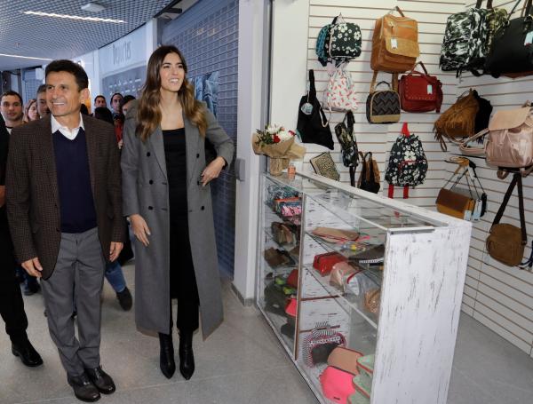 Paulina Vega inaugura Neos Moda en San Victorino, Bogotá