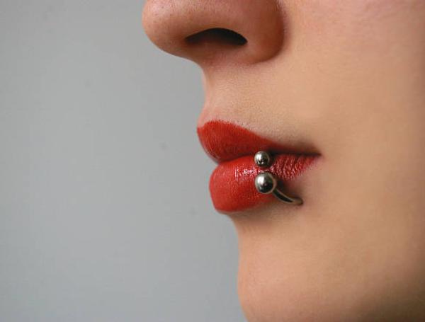 ¿Cómo saber si mi cuerpo está rechazando el microdermal?