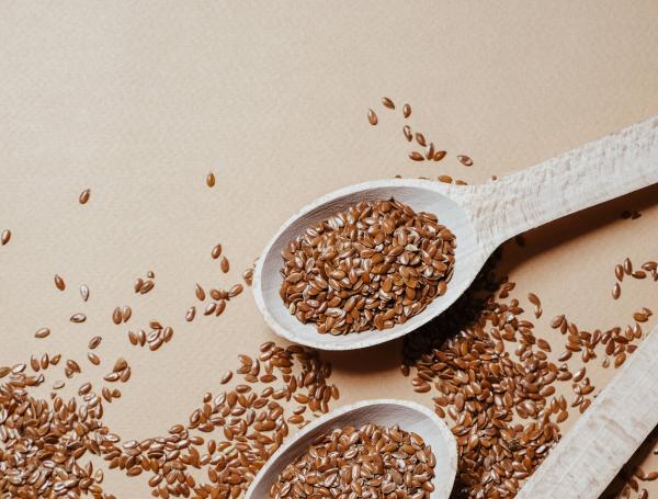 Linaza: ¿cómo preparar gel para fortalecer el cabello?