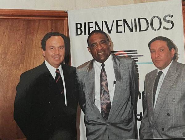 Hernán Peláez: el periodista cumple 80 años y habla sobre su vida y fútbol