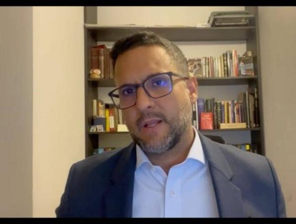 ¿Quién es el abogado Miguel Ángel del Río?