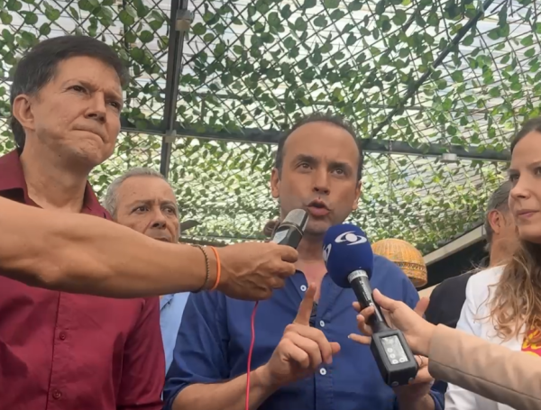 Alejandro Eder y sus propuestas; habló sobre Roberto Ortiz en esta contienda