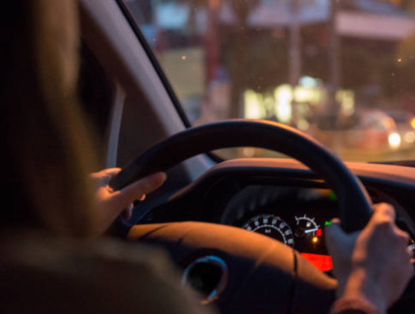 Gafas para conducir de noche: ¿Qué son y cómo funcionan realmente?