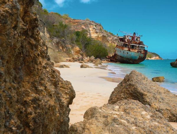 Isla Anguilla: cuánto vale viajar y qué planes se pueden hacer