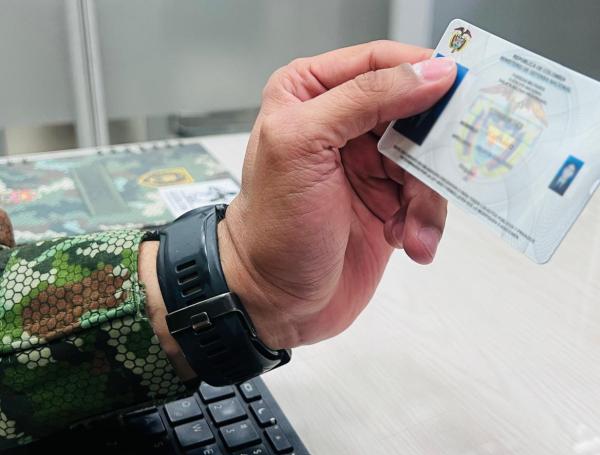 ¡Pilas! Si usted es remiso, universitario o tecnólogo y no tiene libreta militar, esta ...