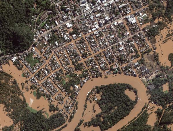 Inundaciones en Porto Alegre, Brasil: por qué se produjeron y qué ...