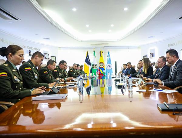 Policía de Colombia y directora de la DEA acuerdan atacar 'narcos ...