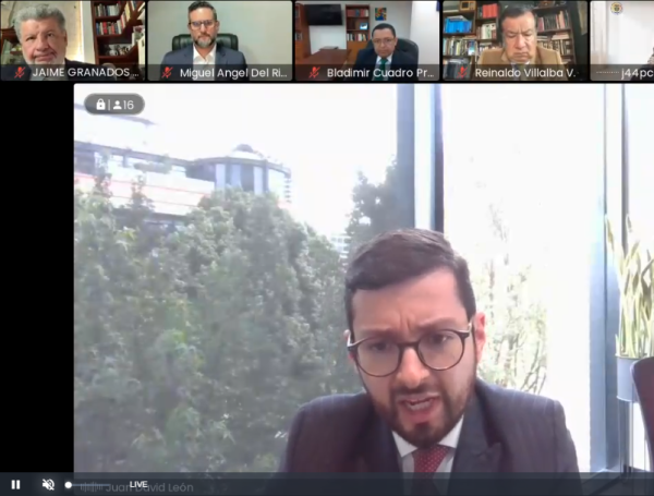 Álvaro Uribe queda acusado formalmente por la Fiscalía; se oficializa su llamado a juicio