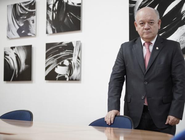 Presidente de Corte Constitucional habla con Yamid Amat sobre idea de ...