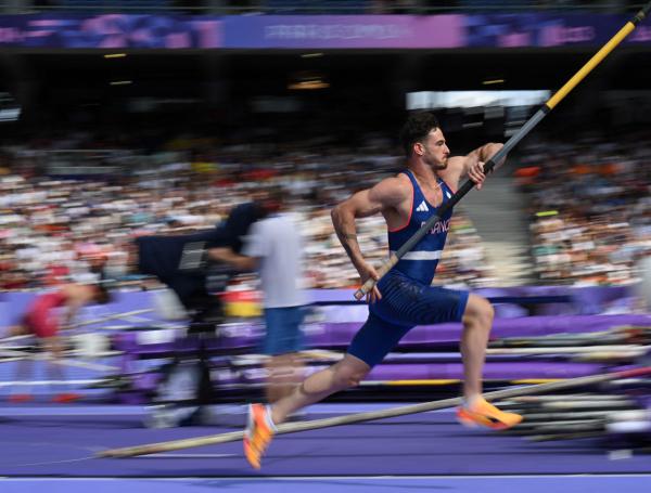 Juegos Olímpicos París 2024: atleta francés pierde en salto con pértiga ...