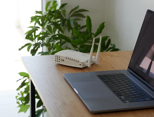 ¿Qué objetos no deben estar cerca del router del Wifi para no afectar su funcionamiento?