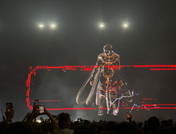 Eric Prydz: una noche de hologramas y electrónica sin precedentes en Bogotá