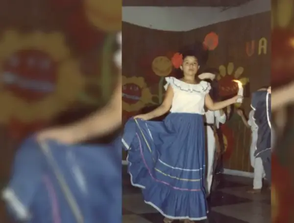 La foto poco conocida de la niña Omayra Sánchez con la que recuerdan al ...