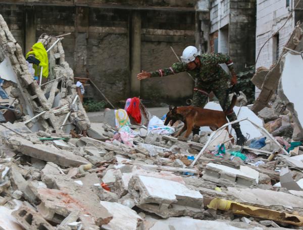 'El edificio se desplomó en mis narices': hijo de Nelly Luz Insignares ...