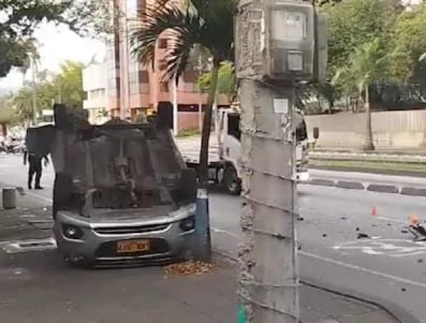 Video | Aparatoso accidente en el sur de Cali: uno de los vehículos ...