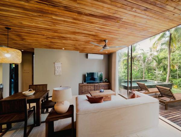 El Naio Hotel & Villas, en Palomino, fue incluido en la guía Michelin