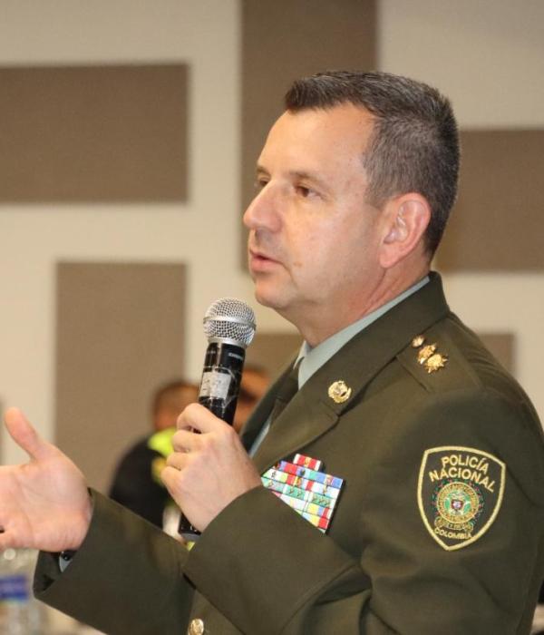 El mercado ilegal de las camionetas de lujo en Colombia: así se las ...