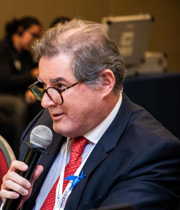 'Hay que regular en Colombia el desplazamiento por desastres y cambio ...