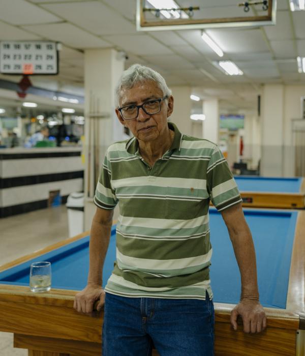 El fotógrafo de Pablo Escobar y del M-19: Édgar 'el Chino' Jiménez ...