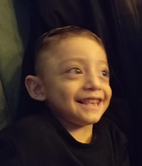 El clamor de la familia de Justin Martínez Gil, el niño que tiene una ...