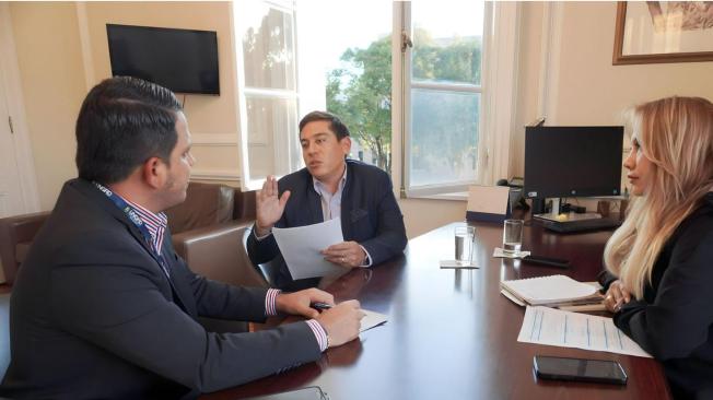 ¿De quién es el helicóptero en el que voló la consejera Sandra Ortiz ...