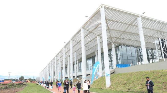 Piscinas nuevas en el Centro Felicidad El Tunal