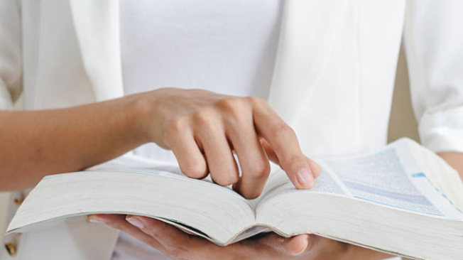 ¿Qué significa la palabra ‘bacano’ fuera de Colombia? No se lo imagina