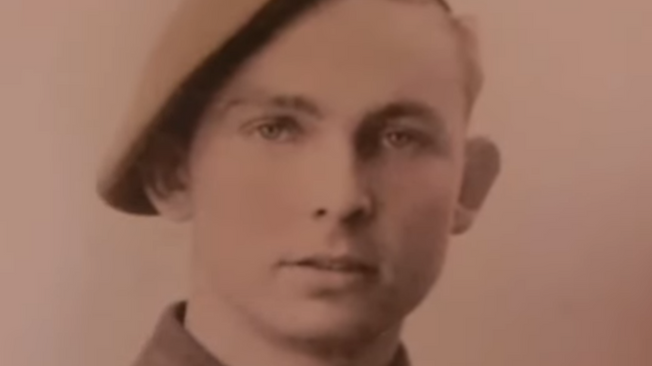 Veterano de la Segunda Guerra Mundial se reencuentra con joven tras 78 años