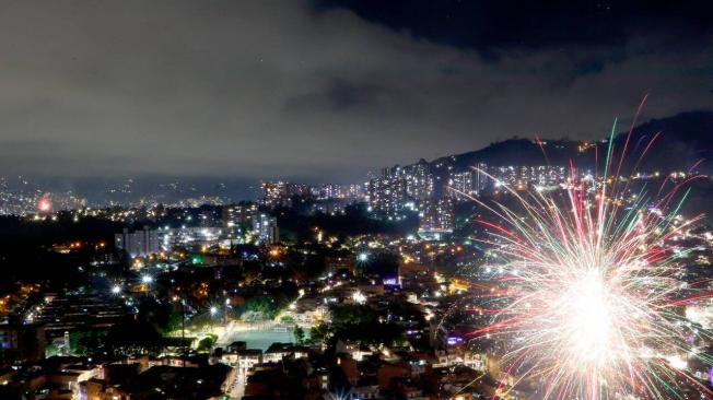Medellín: autoridades anunciaron medidas para la noche de 'alborada'