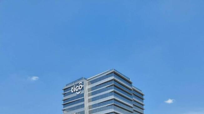 Tigo y Movistar firman acuerdo para desarrollar nueva compañía