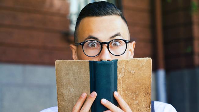 Coplas colombianas cortas y chistosas, según ChatGPT