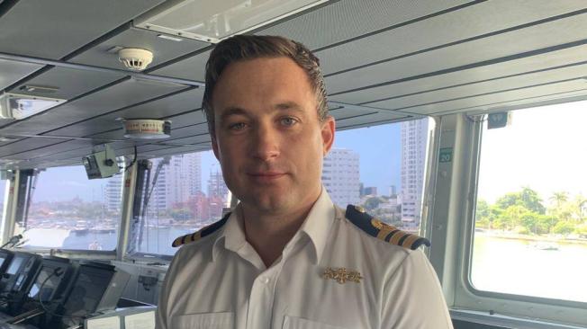 El barco de guerra más poderoso del Armada Inglesa está de visita en ...