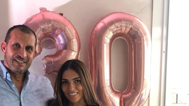 Lorena Altamirano, la novia 27 años menor del 'Flaco' Solorzano