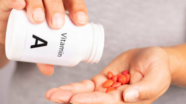 ¿Qué beneficios tiene la vitamina A y en qué alimentos se encuentra?