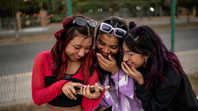 ¿Por qué el chisme puede ser considerado como un antiestresante ...