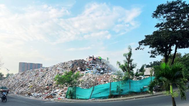 Más de 20.000 toneladas de escombros han sido retirados de la ...