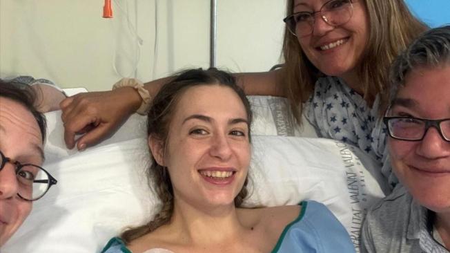 Una joven de 25 años perdió las manos y los pies por culpa de una ...