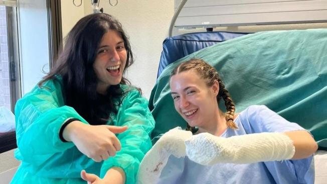 Una joven de 25 años perdió las manos y los pies por culpa de una ...