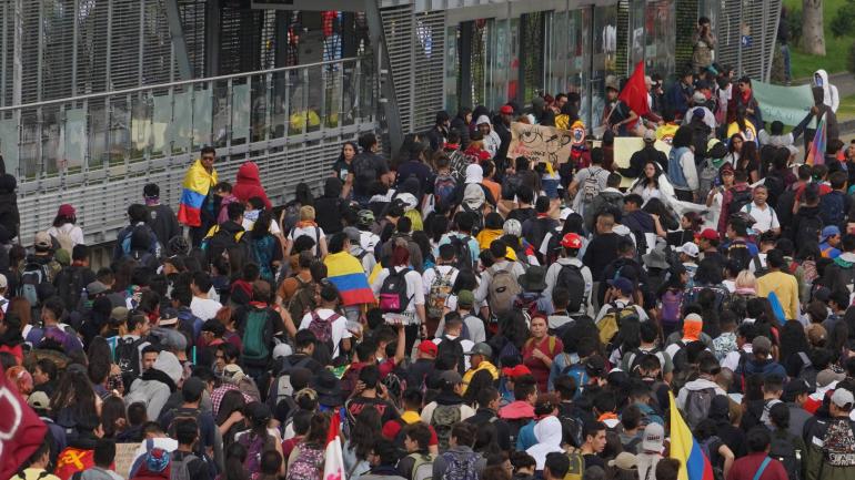 Tema del día la W: ¿Qué significa hacer un paro nacional en la ...