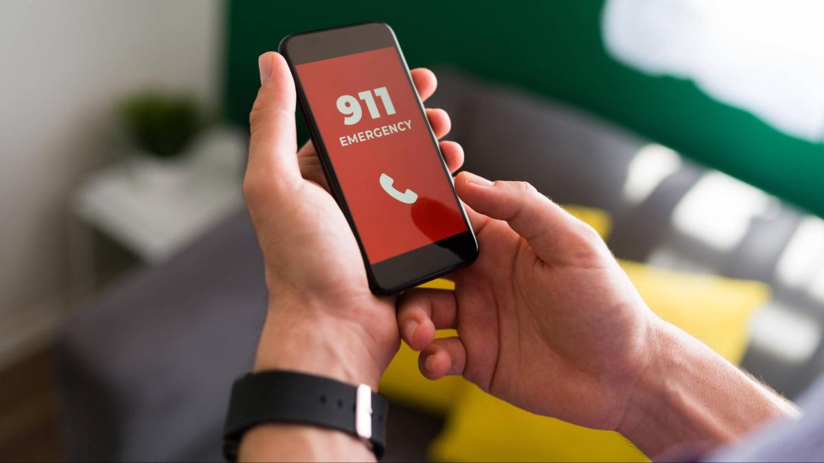 Florida endurece las penas contra las falsas llamadas al 911 con esta ley que pronto entrará en ...