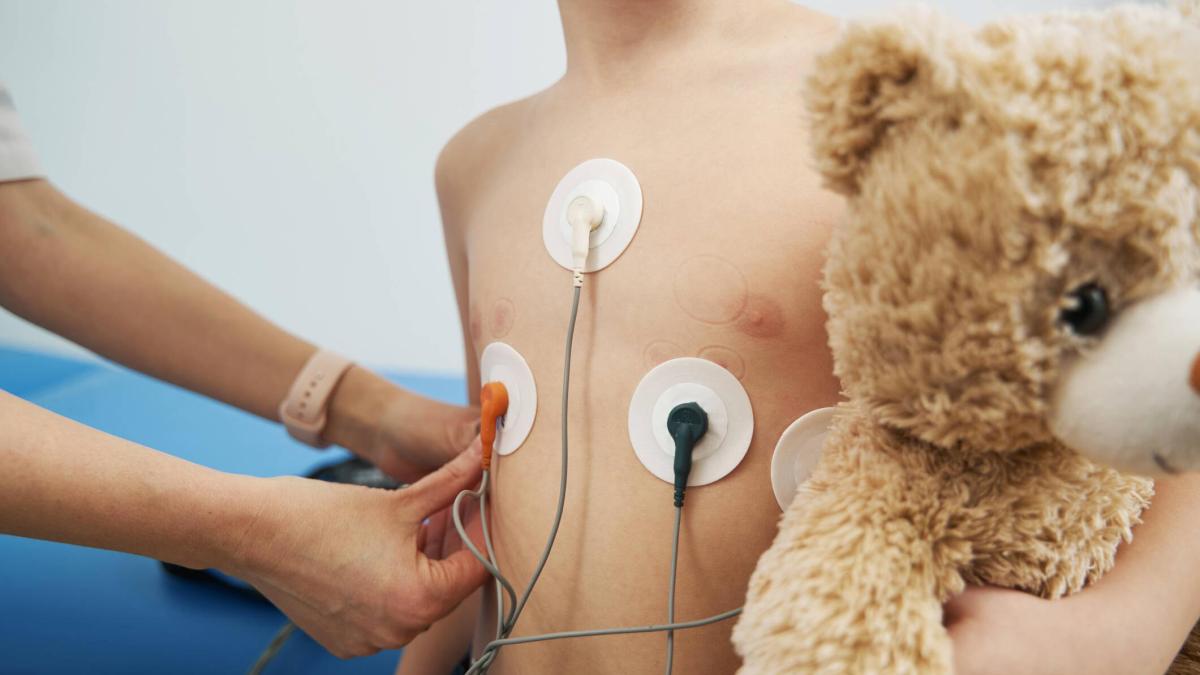 Arritmia cardíaca en niños: Causas, Síntomas y Tratamientos